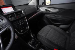 Melns Opel Mokka 2013 Jelgava, ar dzinēja tilpumu 1.60 L un nobraukumu 174 tūkst. km par 6500 €, foto 11 vietnē AUTOMOTO.COM.LV