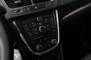 Melns Opel Mokka 2013 Jelgava, ar dzinēja tilpumu 1.60 L un nobraukumu 174 tūkst. km par 6500 €, foto 13 vietnē AUTOMOTO.COM.LV