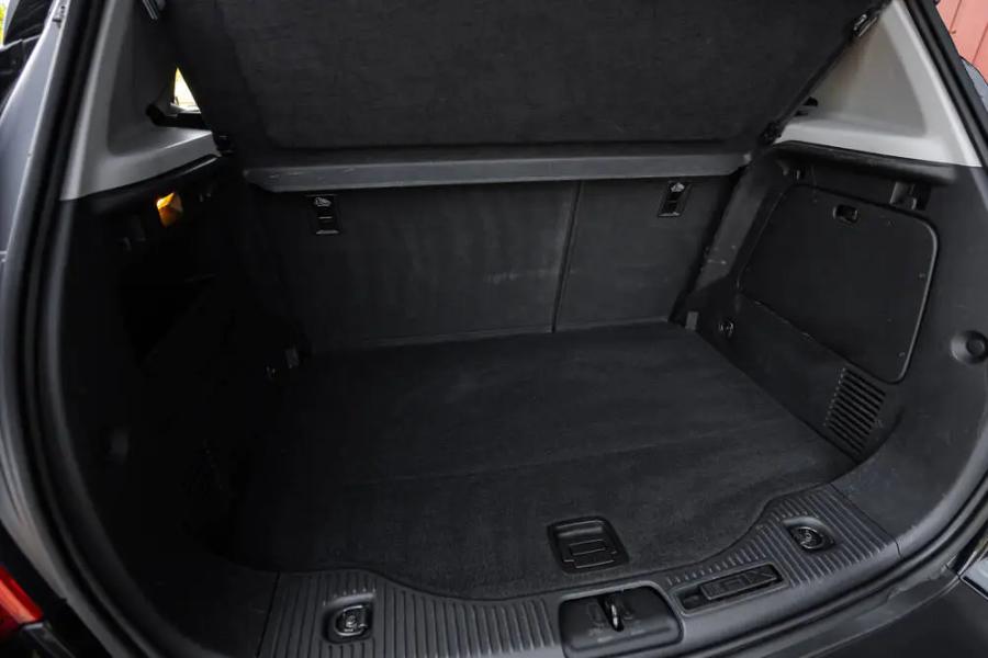 Melns Opel Mokka 2013 Jelgava, ar dzinēja tilpumu 1.60 L un nobraukumu 174 tūkst. km par 6500 €, foto 25 vietnē AUTOMOTO.COM.LV
