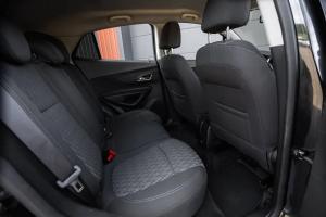 Melns Opel Mokka 2013 Jelgava, ar dzinēja tilpumu 1.60 L un nobraukumu 174 tūkst. km par 6500 €, foto 27 vietnē AUTOMOTO.COM.LV