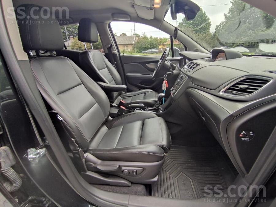 Black Opel Mokka 2013 in Riga, with an engine capacity of 1.70 L and mileage of 241 thousand km for 7290 €, photo 9 on AUTOMOTO.COM.LV