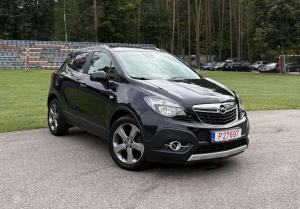 Black Opel Mokka 2013 in Druskininkai, with an engine capacity of 1.69 L and mileage of 179 thousand km for 7350 €, photo 3 on AUTOMOTO.COM.LV