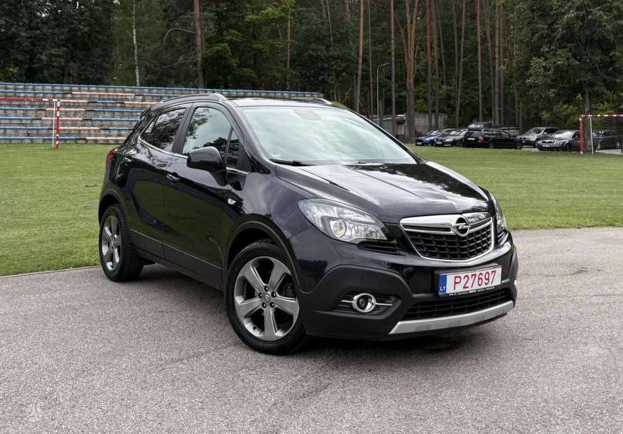 Black Opel Mokka 2013 in Druskininkai, with an engine capacity of 1.69 L and mileage of 179 thousand km for 7350 €, photo 3 on AUTOMOTO.COM.LV