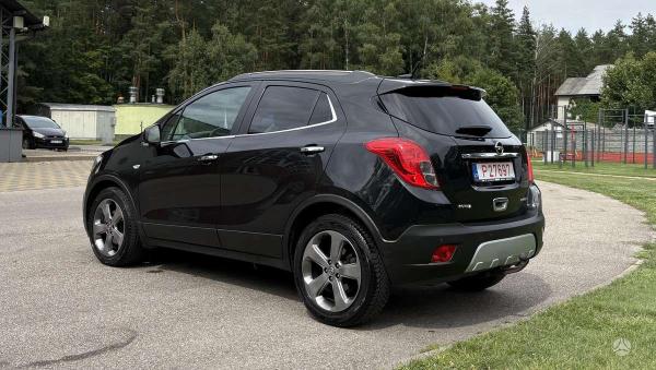 Black Opel Mokka 2013 in Druskininkai, with an engine capacity of 1.69 L and mileage of 179 thousand km for 7350 €, photo 9 on AUTOMOTO.COM.LV
