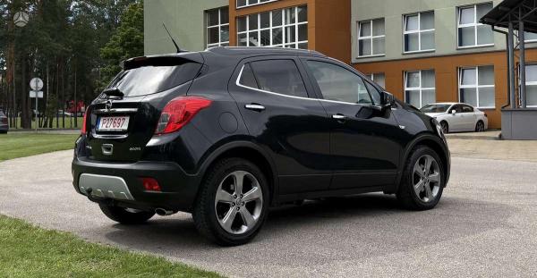Black Opel Mokka 2013 in Druskininkai, with an engine capacity of 1.69 L and mileage of 179 thousand km for 7350 €, photo 10 on AUTOMOTO.COM.LV
