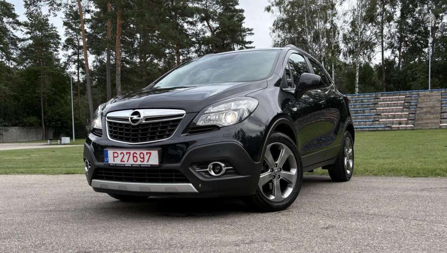 Black Opel Mokka 2013 in Druskininkai, with an engine capacity of 1.69 L and mileage of 179 thousand km for 7350 €, photo 12 on AUTOMOTO.COM.LV