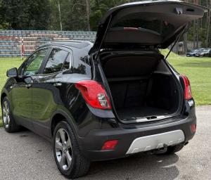 Black Opel Mokka 2013 in Druskininkai, with an engine capacity of 1.69 L and mileage of 179 thousand km for 7350 €, photo 17 on AUTOMOTO.COM.LV