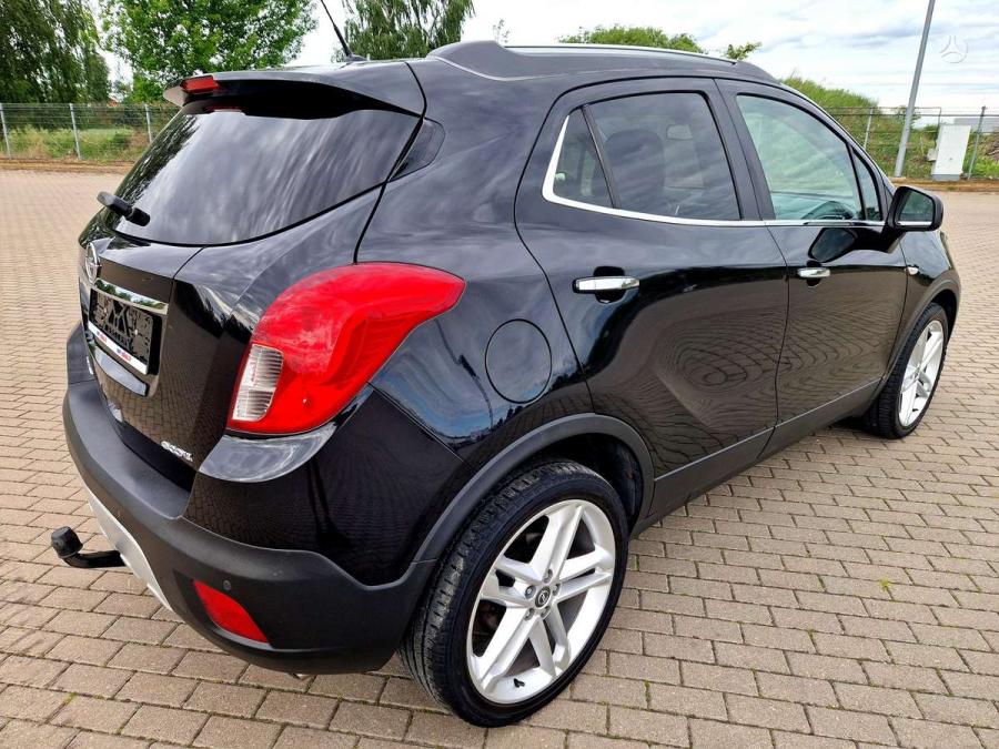 Black Opel Mokka 2013 in Marijampole, with an engine capacity of 1.69 L and mileage of 240 thousand km for 5949 €, photo 7 on AUTOMOTO.COM.LV