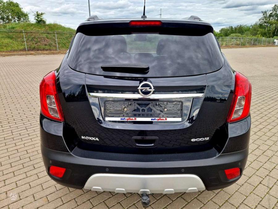 Black Opel Mokka 2013 in Marijampole, with an engine capacity of 1.69 L and mileage of 240 thousand km for 5949 €, photo 8 on AUTOMOTO.COM.LV