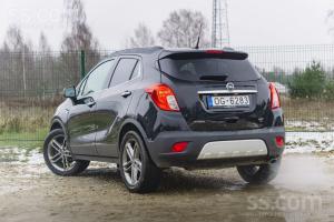 Black Opel Mokka 2014 in Riga, with an engine capacity of 1.70 L and mileage of 139 thousand km for 9890 €, photo 4 on AUTOMOTO.COM.LV