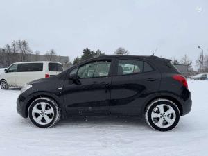 Melns Opel Mokka 2014 Alīta, ar dzinēja tilpumu 1.60 L un nobraukumu 230 tūkst. km par 7600 €, foto 7 vietnē AUTOMOTO.COM.LV