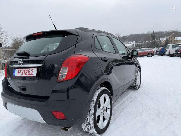 Melns Opel Mokka 2014 Alīta, ar dzinēja tilpumu 1.60 L un nobraukumu 230 tūkst. km par 7600 €, foto 9 vietnē AUTOMOTO.COM.LV