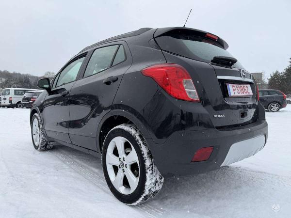 Melns Opel Mokka 2014 Alīta, ar dzinēja tilpumu 1.60 L un nobraukumu 230 tūkst. km par 7600 €, foto 10 vietnē AUTOMOTO.COM.LV