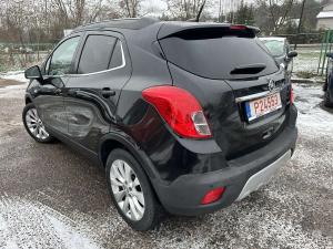 Melns Opel Mokka 2014 Alīta, ar dzinēja tilpumu 1.69 L un nobraukumu 185 tūkst. km par 8400 €, foto 4 vietnē AUTOMOTO.COM.LV