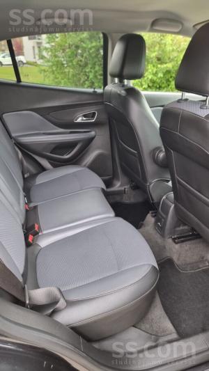 Melns Opel Mokka 2014 Rīga, ar dzinēja tilpumu 1.70 L un nobraukumu 193 tūkst. km par 6300 €, foto 8 vietnē AUTOMOTO.COM.LV
