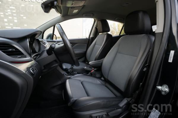 Black Opel Mokka 2014 in Jelgava, with an engine capacity of 1.70 L and mileage of 201 thousand km for 6500 €, photo 8 on AUTOMOTO.COM.LV