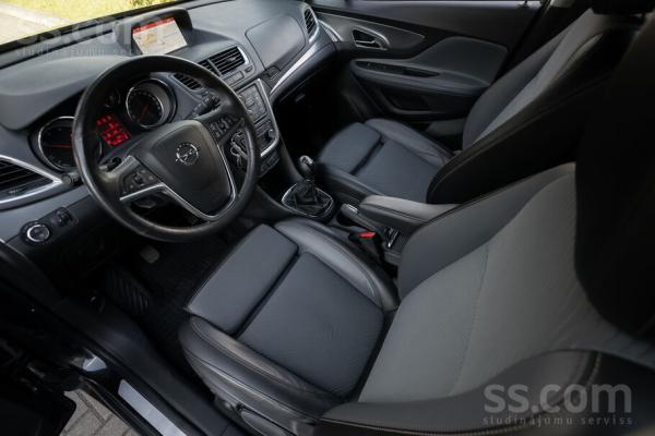 Black Opel Mokka 2014 in Jelgava, with an engine capacity of 1.70 L and mileage of 201 thousand km for 6500 €, photo 9 on AUTOMOTO.COM.LV