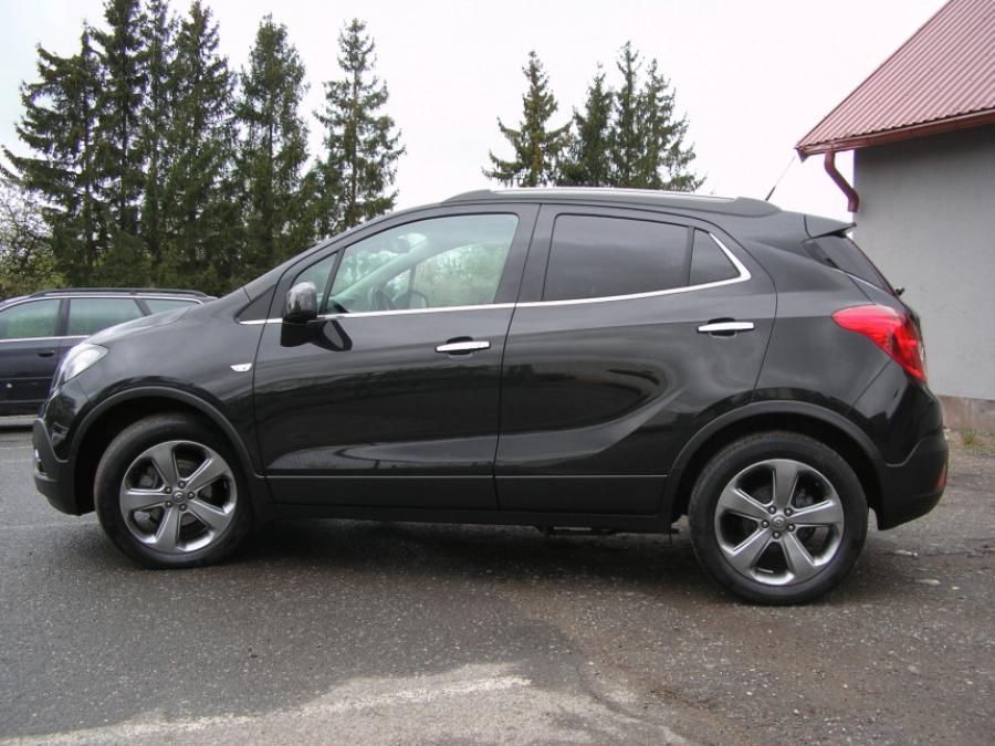 Black Opel Mokka 2014 in Riga, with an engine capacity of 1.70 L and mileage of 143 thousand km for 8950 €, photo 7 on AUTOMOTO.COM.LV