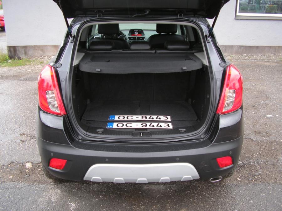 Black Opel Mokka 2014 in Riga, with an engine capacity of 1.70 L and mileage of 143 thousand km for 8950 €, photo 17 on AUTOMOTO.COM.LV