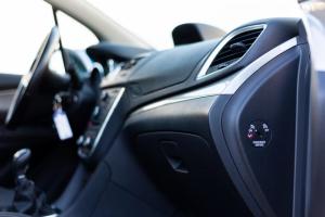 Black Opel Mokka 2014 in Riga, with an engine capacity of 1.70 L and mileage of 102 thousand km for 8995 €, photo 19 on AUTOMOTO.COM.LV