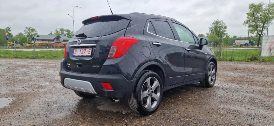 Black Opel Mokka 2014 in Riga, with an engine capacity of 1.70 L and mileage of 209 thousand km for 7950 €, photo 6 on AUTOMOTO.COM.LV