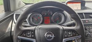 Black Opel Mokka 2014 in Riga, with an engine capacity of 1.70 L and mileage of 209 thousand km for 7950 €, photo 27 on AUTOMOTO.COM.LV