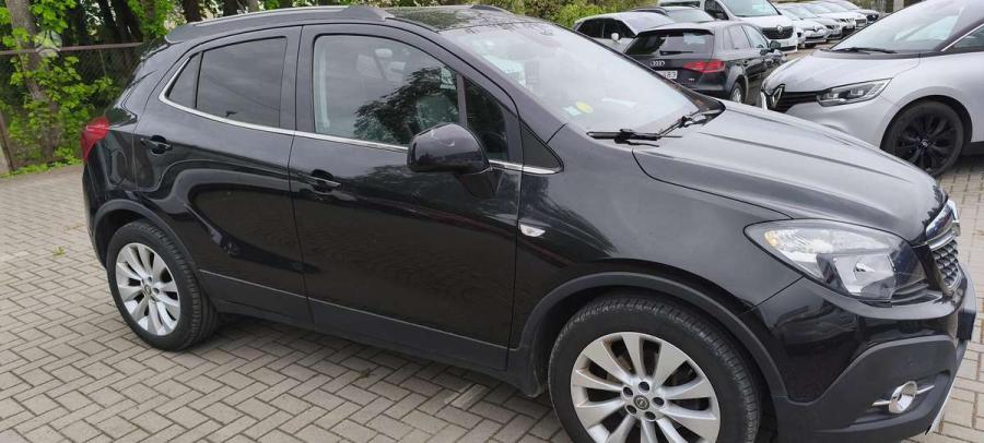 Black Opel Mokka 2014 in Taurage, with an engine capacity of 1.69 L and mileage of 230 thousand km for 5500 €, photo 1 on AUTOMOTO.COM.LV