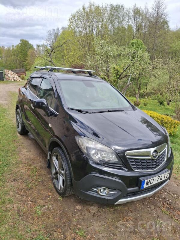 Black Opel Mokka 2014 in Kraslava, with an engine capacity of 1.70 L and mileage of 256 thousand km for 4000 €, photo 7 on AUTOMOTO.COM.LV