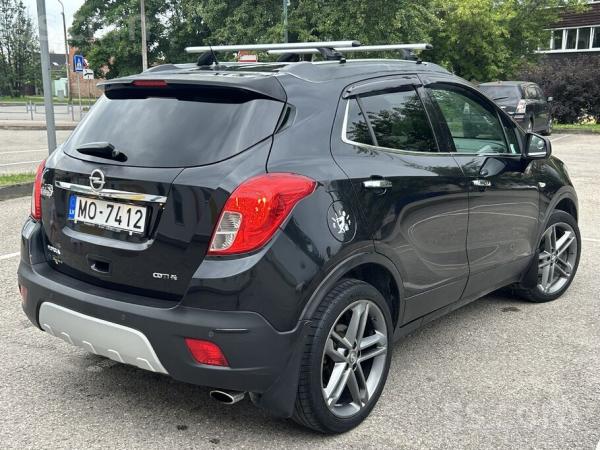 Melns Opel Mokka 2014 Daugavpils, ar dzinēja tilpumu 1.70 L un nobraukumu 249 tūkst. km par 5950 €, foto 5 vietnē AUTOMOTO.COM.LV