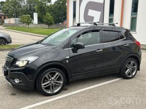Black Opel Mokka 2014 in Daugavpils, with an engine capacity of 1.70 L and mileage of 249 thousand km for 5950 €, photo 12 on AUTOMOTO.COM.LV