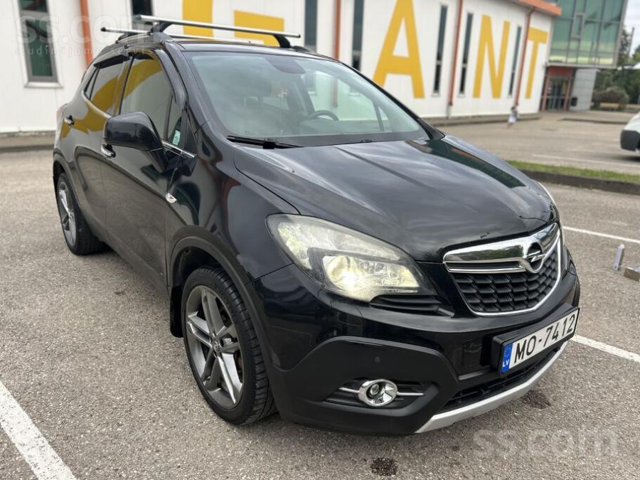Black Opel Mokka 2014 in Daugavpils, with an engine capacity of 1.70 L and mileage of 249 thousand km for 5950 €, photo 16 on AUTOMOTO.COM.LV