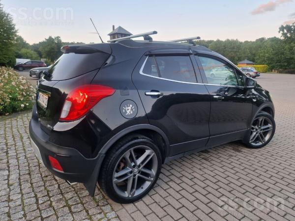 Melns Opel Mokka 2014 Daugavpils, ar dzinēja tilpumu 1.70 L un nobraukumu 258 tūkst. km par 5200 €, foto 5 vietnē AUTOMOTO.COM.LV