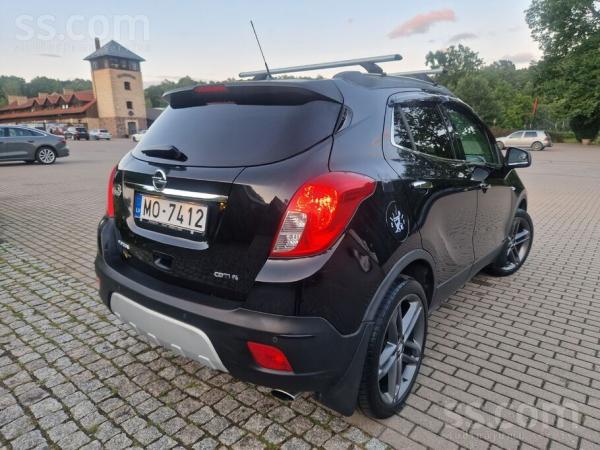 Melns Opel Mokka 2014 Daugavpils, ar dzinēja tilpumu 1.70 L un nobraukumu 258 tūkst. km par 5200 €, foto 6 vietnē AUTOMOTO.COM.LV
