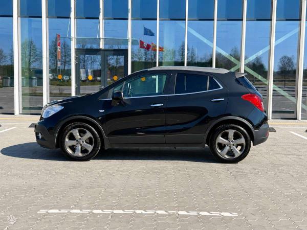 Black Opel Mokka 2014 in Vilnius, with an engine capacity of 1.69 L and mileage of 246 thousand km for 6200 €, photo 3 on AUTOMOTO.COM.LV