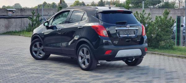 Black Opel Mokka 2014 in Siauliai, with an engine capacity of 1.70 L and mileage of 221 thousand km for 6100 €, photo 6 on AUTOMOTO.COM.LV