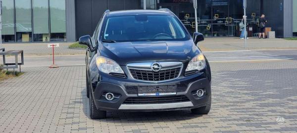 Опель Mokka 2014 в Шяуляй на AUTOMOTO.COM.LV Черный Опель Mokka 2014 в Шяуляй, объемом двигателя 1.70 л и пробегом 221 тыс. км за 5700 €, фото 3 на AUTOMOTO.COM.LV