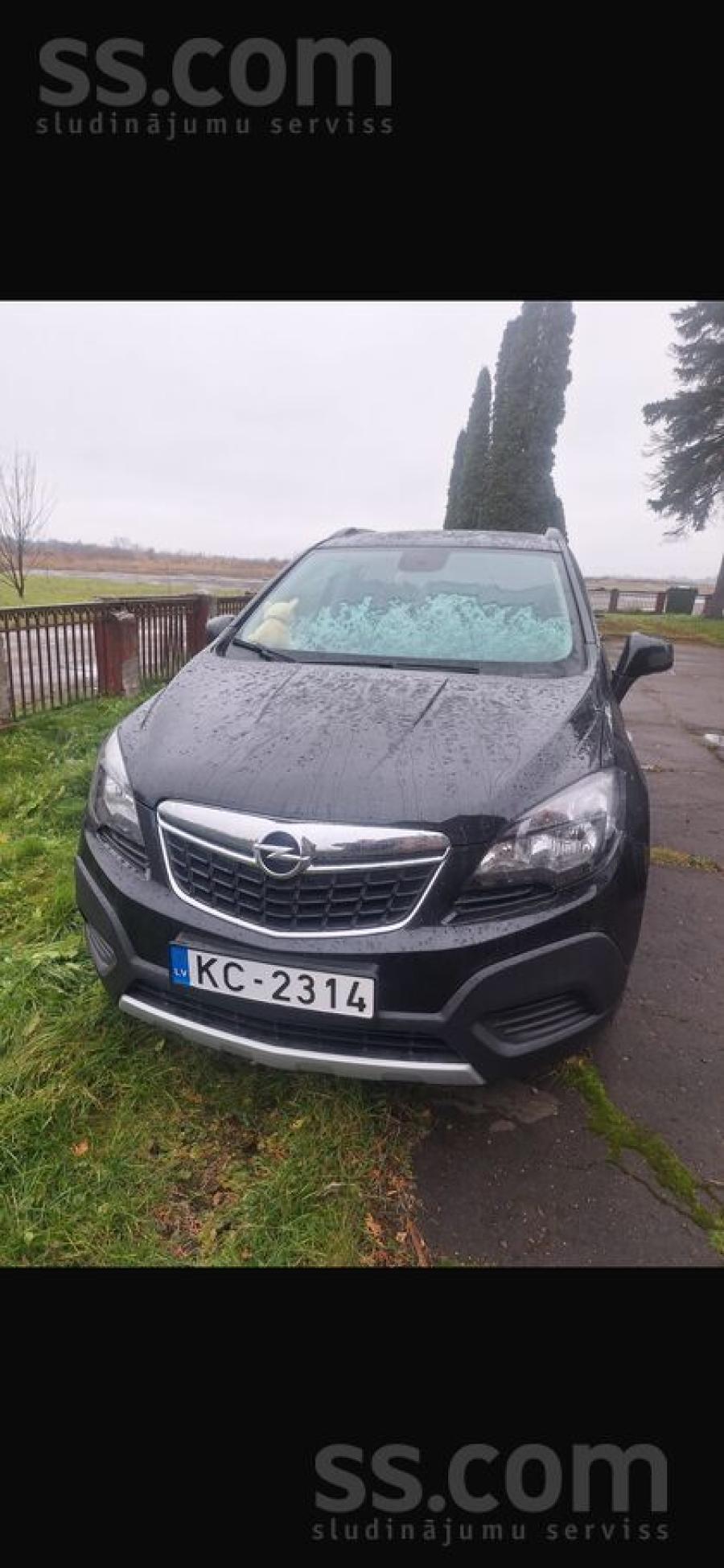 Melns Opel Mokka 2015 Rīga, ar dzinēja tilpumu 1.60 L un nobraukumu 100 tūkst. km par 6500 €, foto 1 vietnē AUTOMOTO.COM.LV