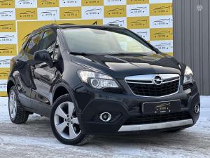 Black Opel Mokka 2015 in Siauliai, with an engine capacity of 1.60 L and mileage of 176 thousand km for 6800 €, photo 2 on AUTOMOTO.COM.LV