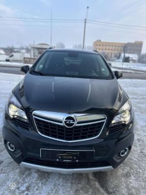 Black Opel Mokka 2015 in Siauliai, with an engine capacity of 1.60 L and mileage of 176 thousand km for 6800 €, photo 6 on AUTOMOTO.COM.LV