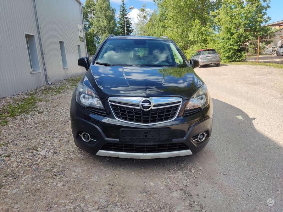 Черный Опель Mokka 2015 в Укмерге, объемом двигателя 1.60 л и пробегом 197 тыс. км за 6900 €, фото 1 на AUTOMOTO.COM.LV