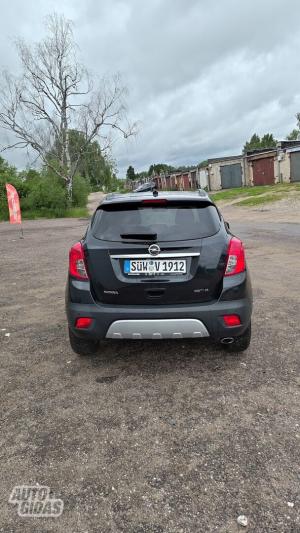 Black Opel Mokka 2015 in Utena, with an engine capacity of 1.60 L and mileage of 141 thousand km for 8200 €, photo 6 on AUTOMOTO.COM.LV