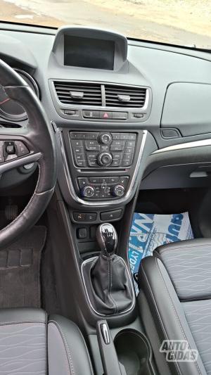 Black Opel Mokka 2015 in Utena, with an engine capacity of 1.60 L and mileage of 141 thousand km for 8200 €, photo 11 on AUTOMOTO.COM.LV