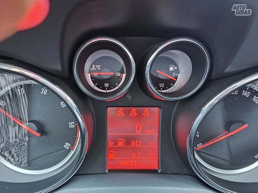 Черный Опель Mokka 2015 в Шяуляй, объемом двигателя 1.60 л и пробегом 197 тыс. км за 7500 €, фото 14 на AUTOMOTO.COM.LV