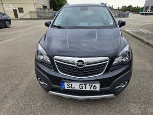Black Opel Mokka 2015 in Mazeikiai, with an engine capacity of 1.70 L and mileage of 239 thousand km for 6450 €, photo 3 on AUTOMOTO.COM.LV