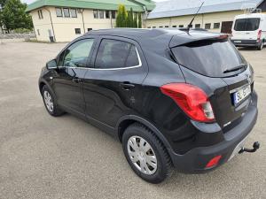 Black Opel Mokka 2015 in Mazeikiai, with an engine capacity of 1.70 L and mileage of 239 thousand km for 6450 €, photo 8 on AUTOMOTO.COM.LV