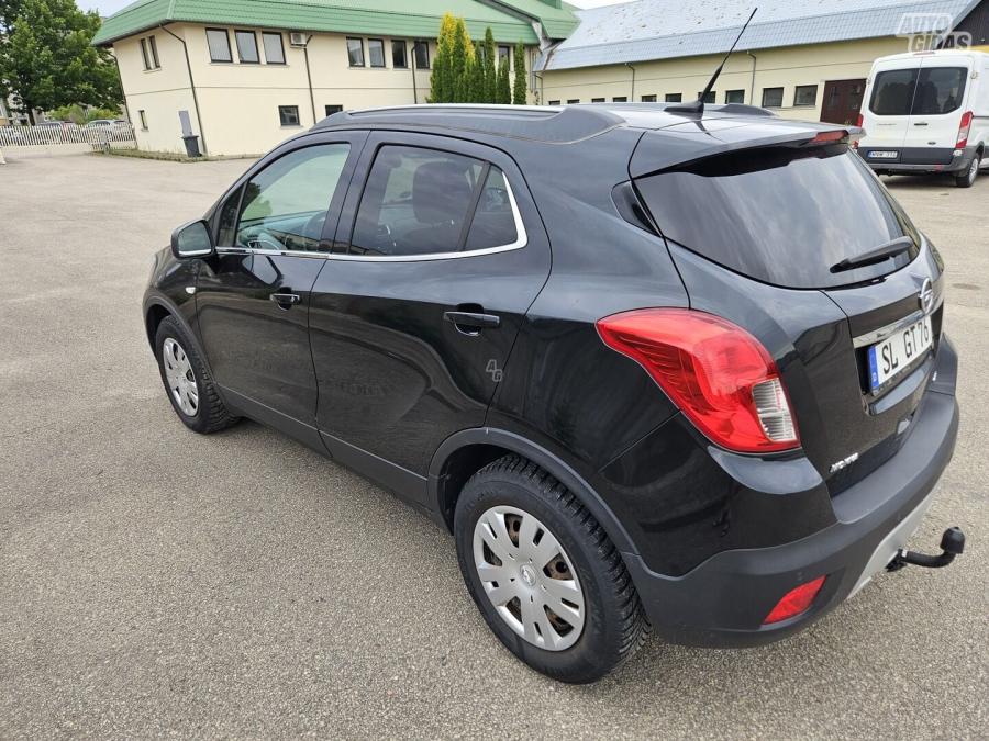 Black Opel Mokka 2015 in Mazeikiai, with an engine capacity of 1.70 L and mileage of 239 thousand km for 6450 €, photo 8 on AUTOMOTO.COM.LV