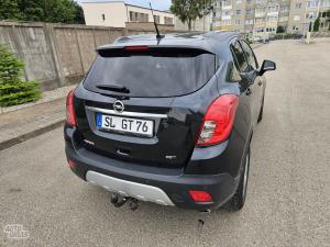 Black Opel Mokka 2015 in Mazeikiai, with an engine capacity of 1.70 L and mileage of 239 thousand km for 6450 €, photo 9 on AUTOMOTO.COM.LV