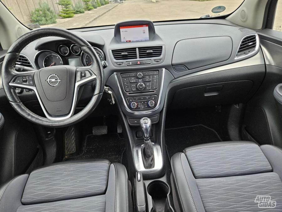 Black Opel Mokka 2015 in Mazeikiai, with an engine capacity of 1.70 L and mileage of 239 thousand km for 6450 €, photo 11 on AUTOMOTO.COM.LV