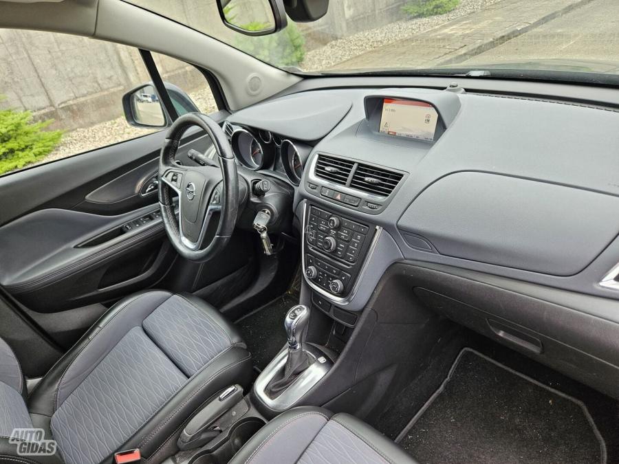 Black Opel Mokka 2015 in Mazeikiai, with an engine capacity of 1.70 L and mileage of 239 thousand km for 6450 €, photo 13 on AUTOMOTO.COM.LV
