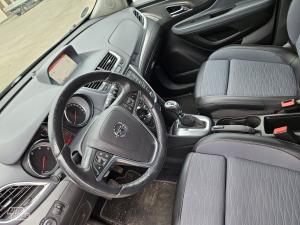 Black Opel Mokka 2015 in Mazeikiai, with an engine capacity of 1.70 L and mileage of 239 thousand km for 6450 €, photo 14 on AUTOMOTO.COM.LV